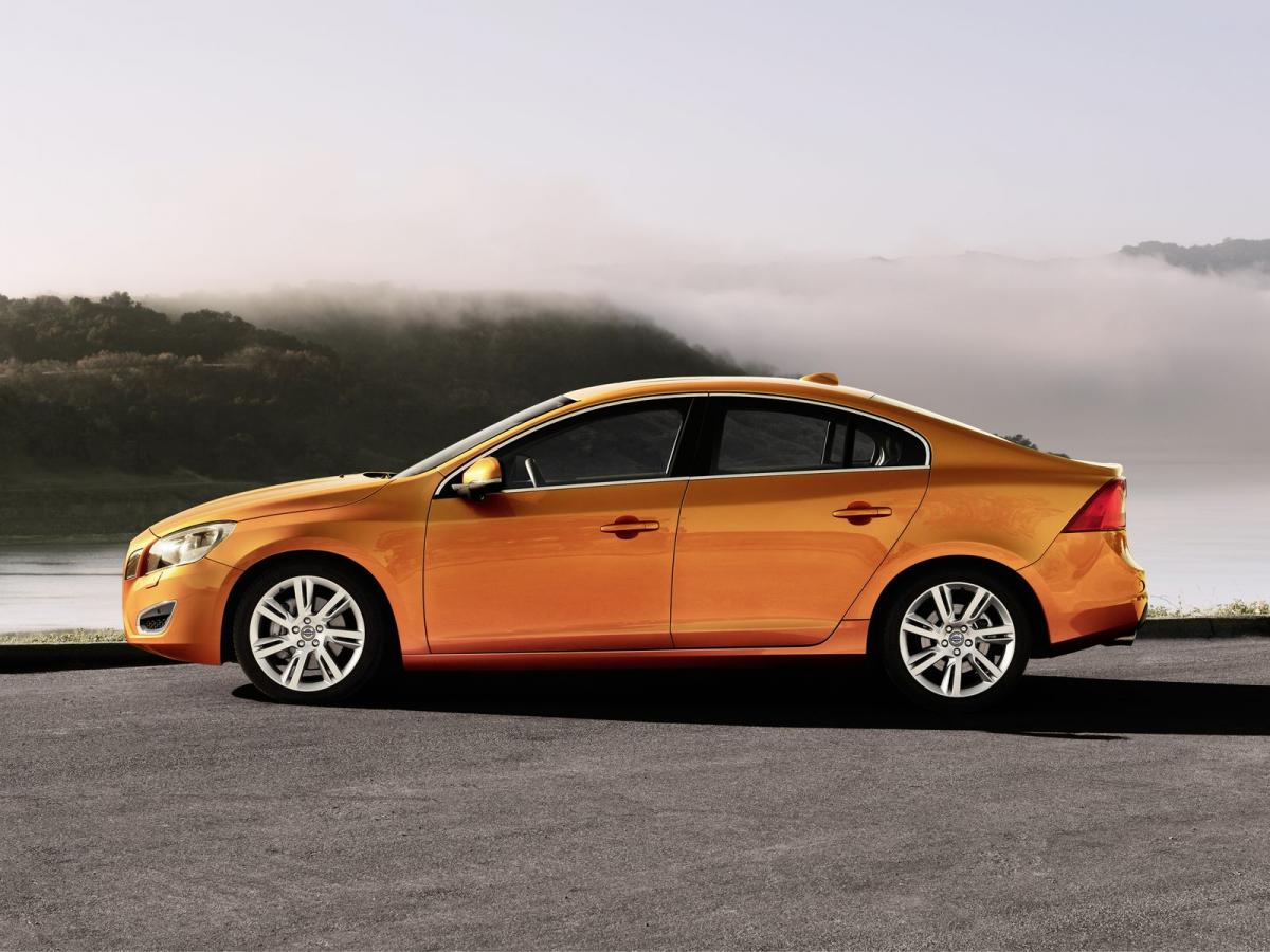 Volvo S60 II 1.6 T4 (180 Hp)